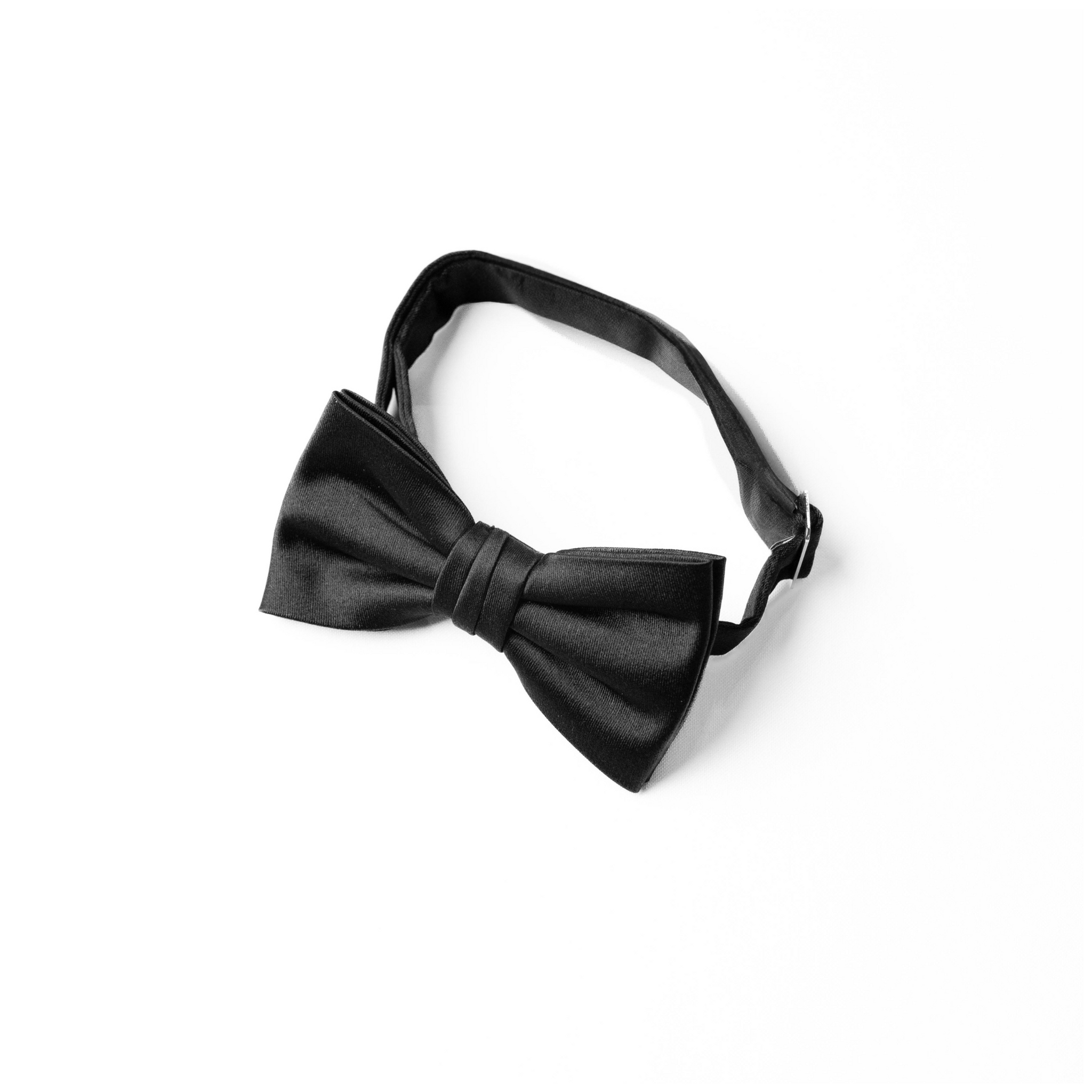 Pre-tied Bow Tie in Black