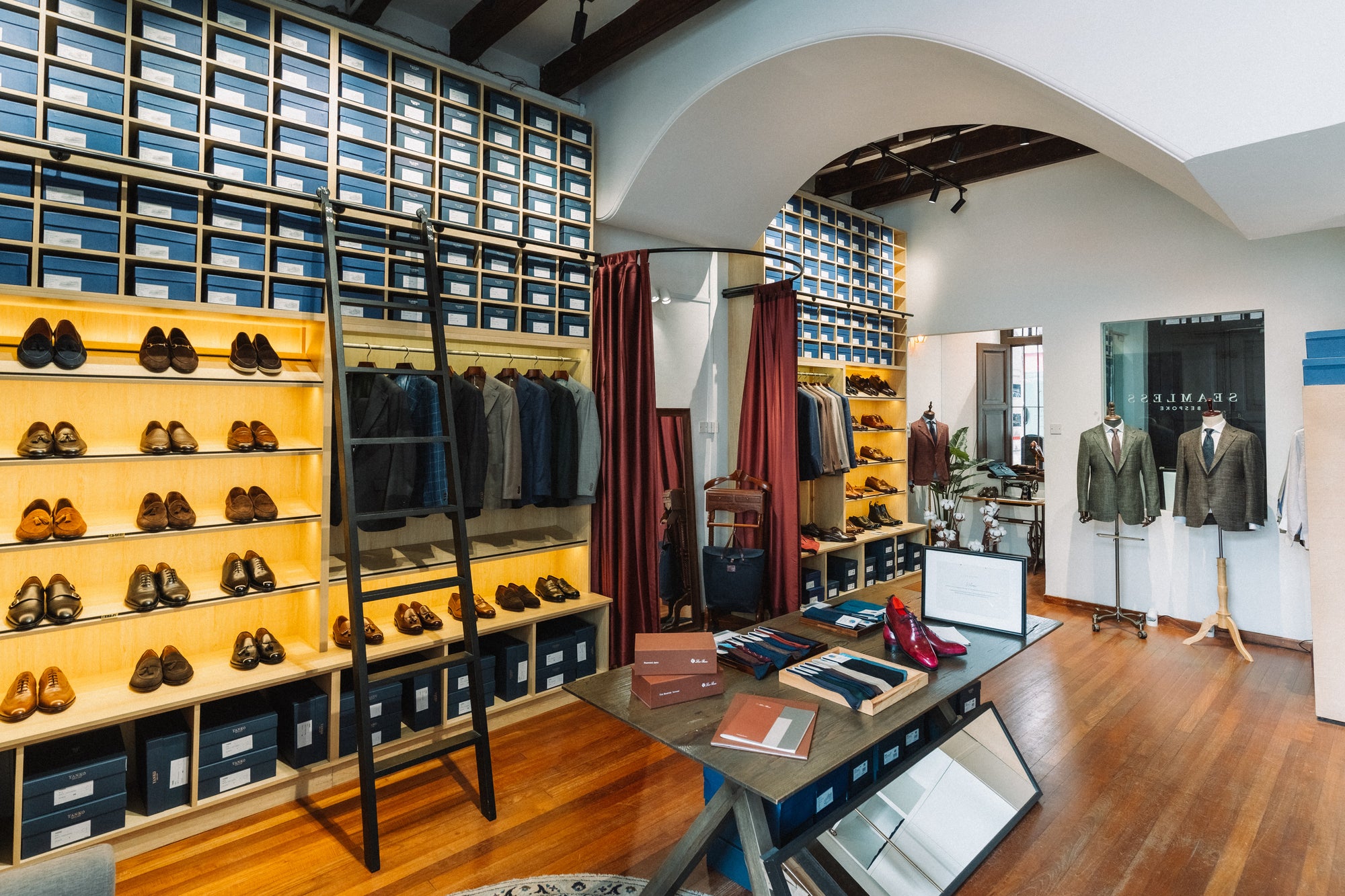 Book an Appointment Today - Seamless Bespoke